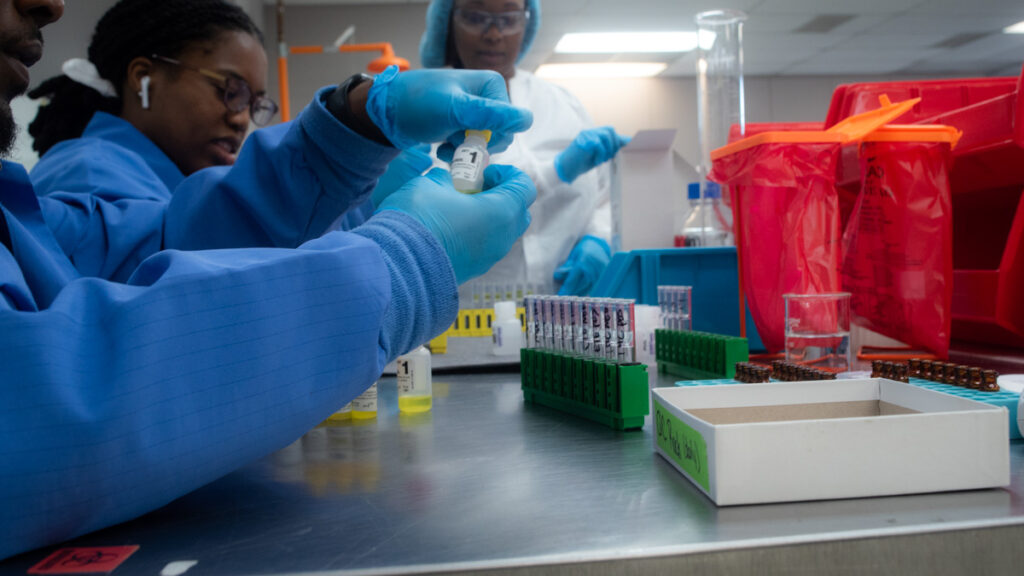 About Us – CarePoint Laboratory