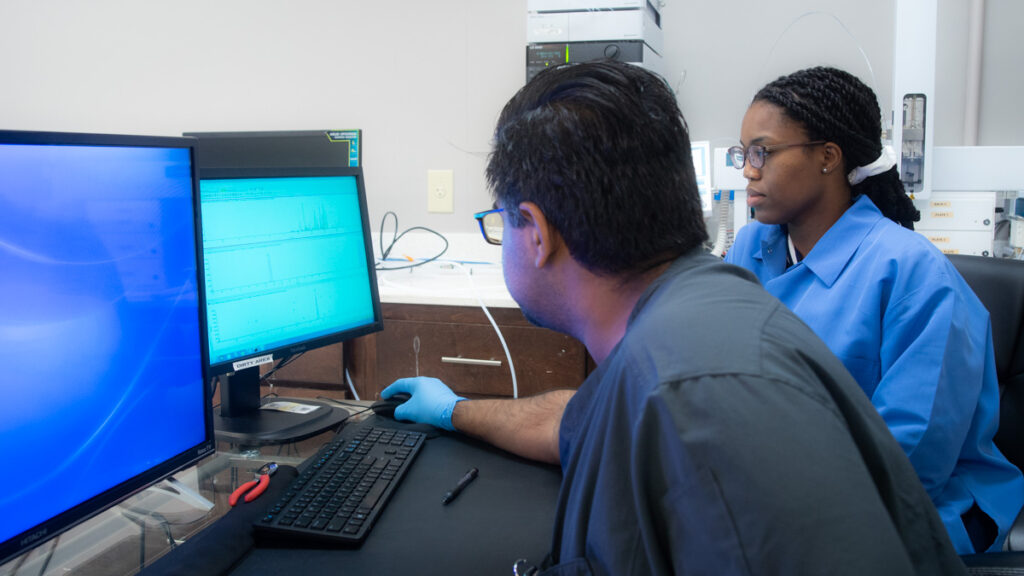 About Us – CarePoint Laboratory